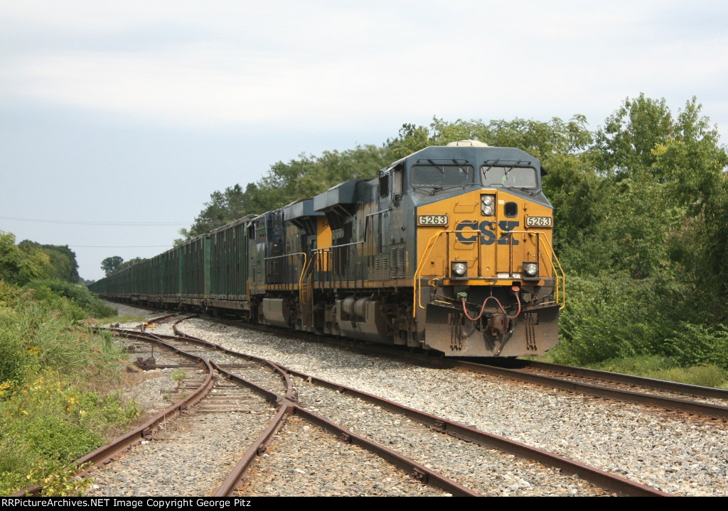 CSX Q703 at Rossville, MD